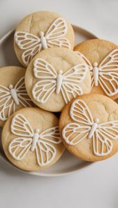 27 Round Sugar Cookie Decorating Ideas for Your Next Bake